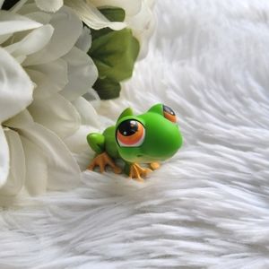 Littlest Pet Shop | Toys | Littlest Pet Shop Authentic Lps 5 Green Tree ...